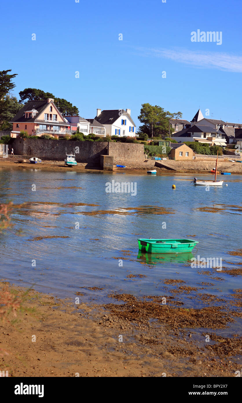 View of Lamor-Baden from Sentier de la Plage, Golfe du Morbihan, Larmor ...