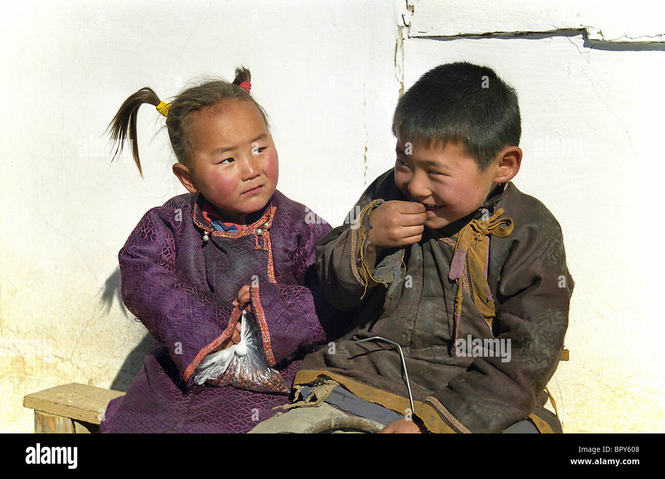 Mongolia mongolie Mongolie traditional dress native people Stock Photo ...