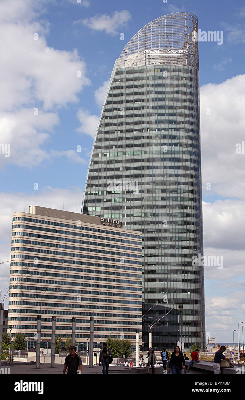 Tour t1, La Défense, Paris Stock Photo - Alamy