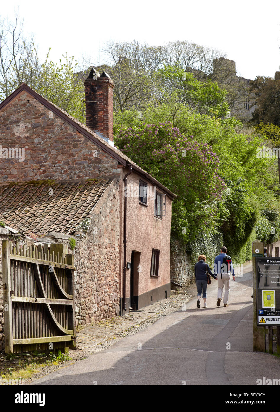 Dunster village hi-res stock photography and images - Alamy