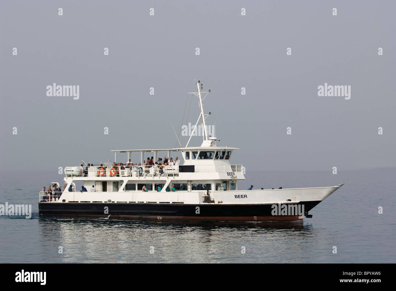 Island ferry boat hi-res stock photography and images - Alamy