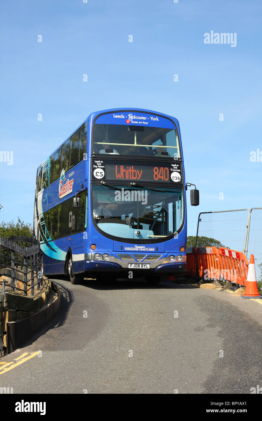 A rural bus service on the North Yorkshire Moors Stock Photo - Alamy