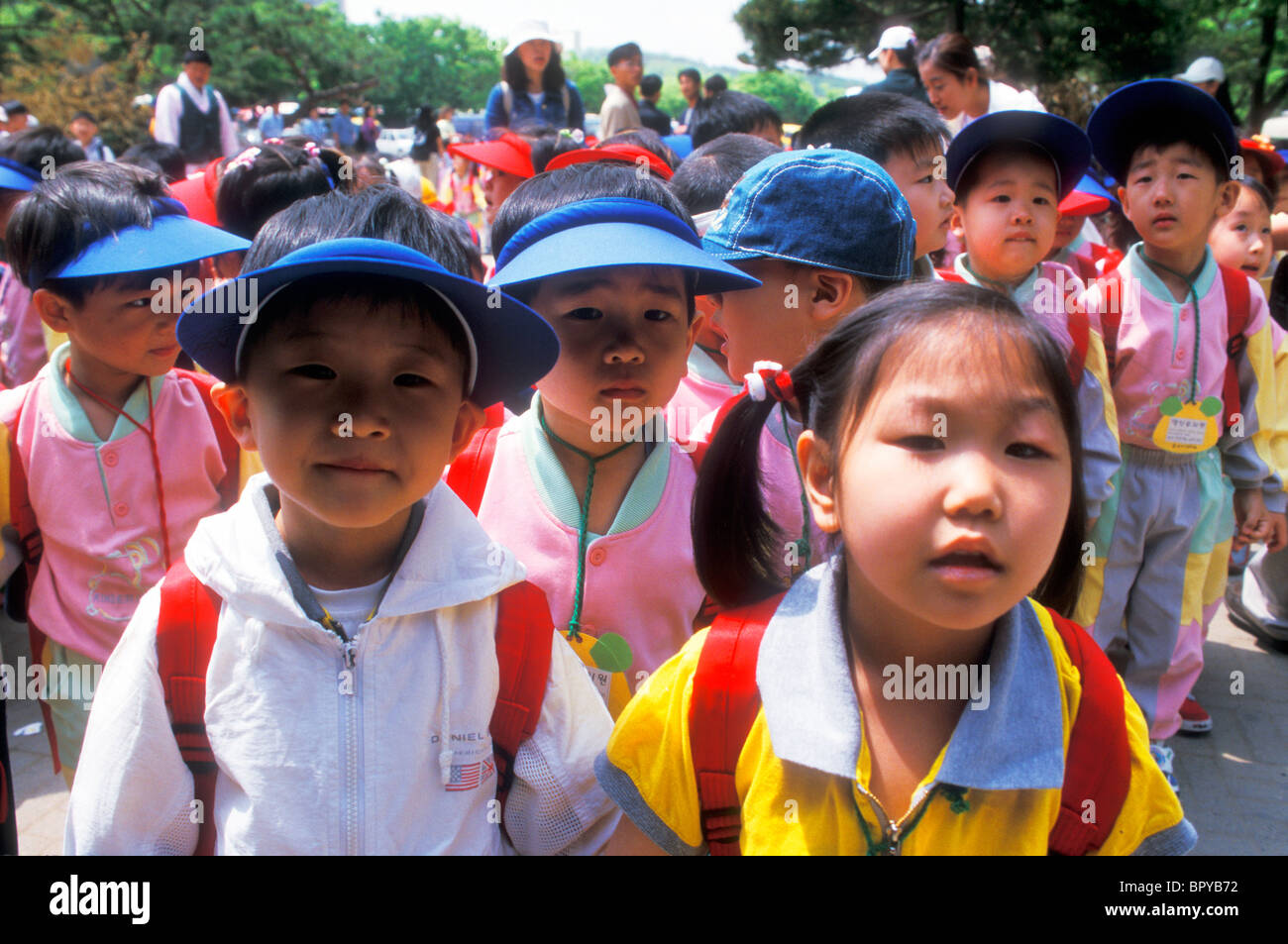 South korea school children hi-res stock photography and images - Alamy