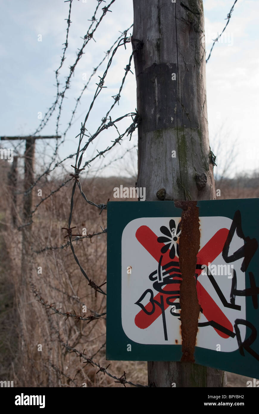 Cold War border 1 Stock Photo - Alamy