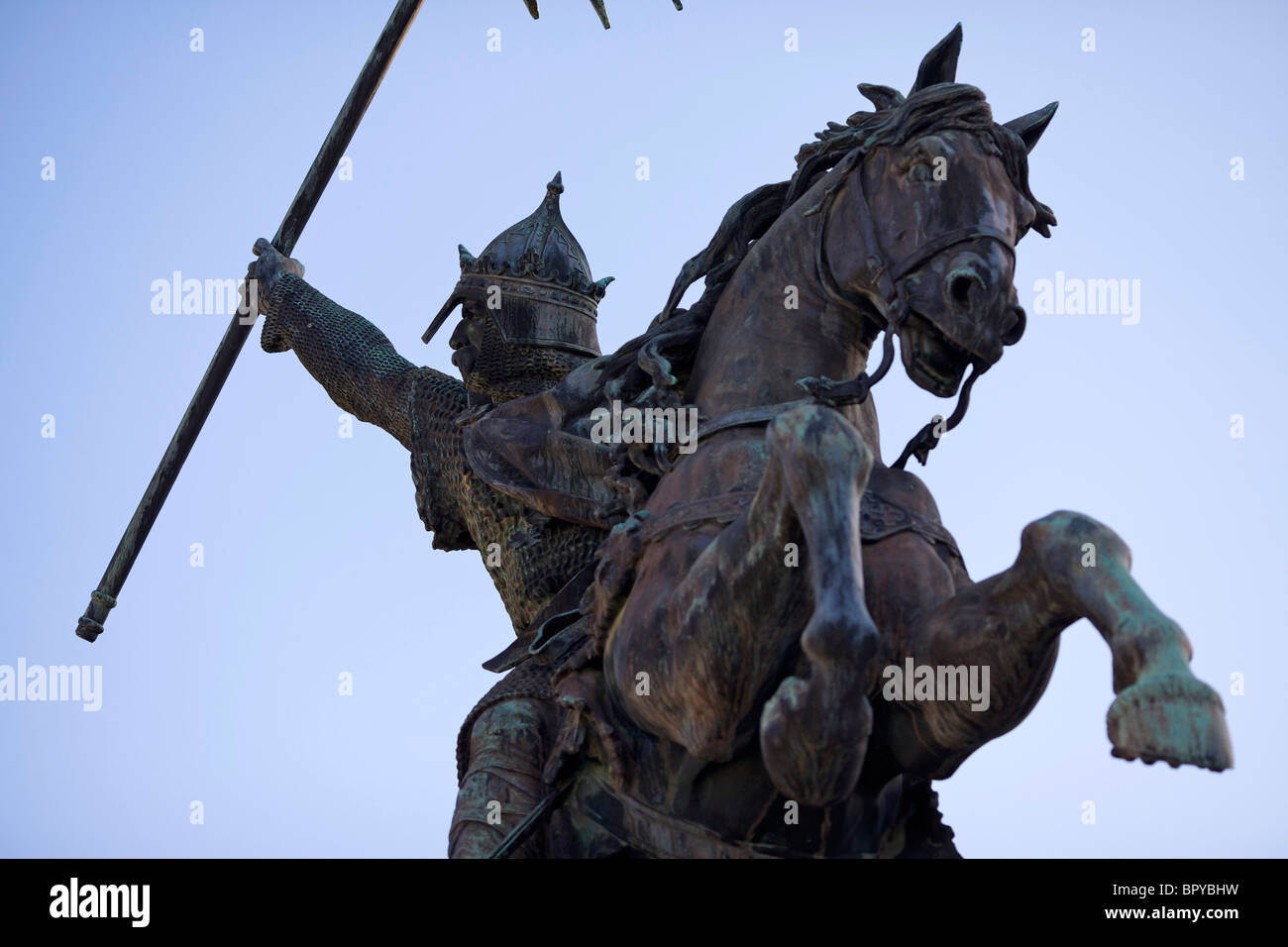 Statue of william the conqueror hi-res stock photography and images - Alamy