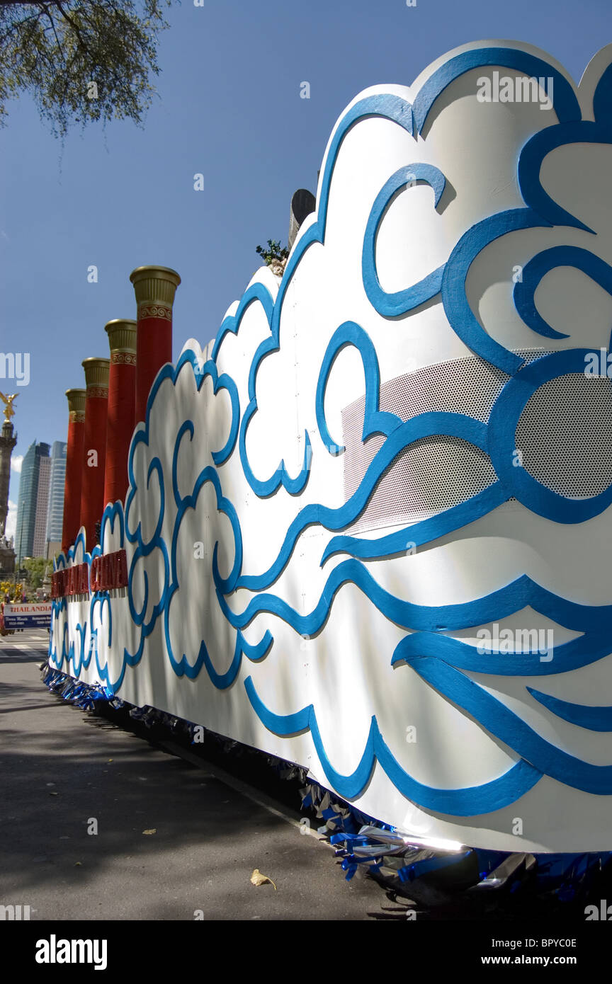 Float parade mexico hi-res stock photography and images - Alamy