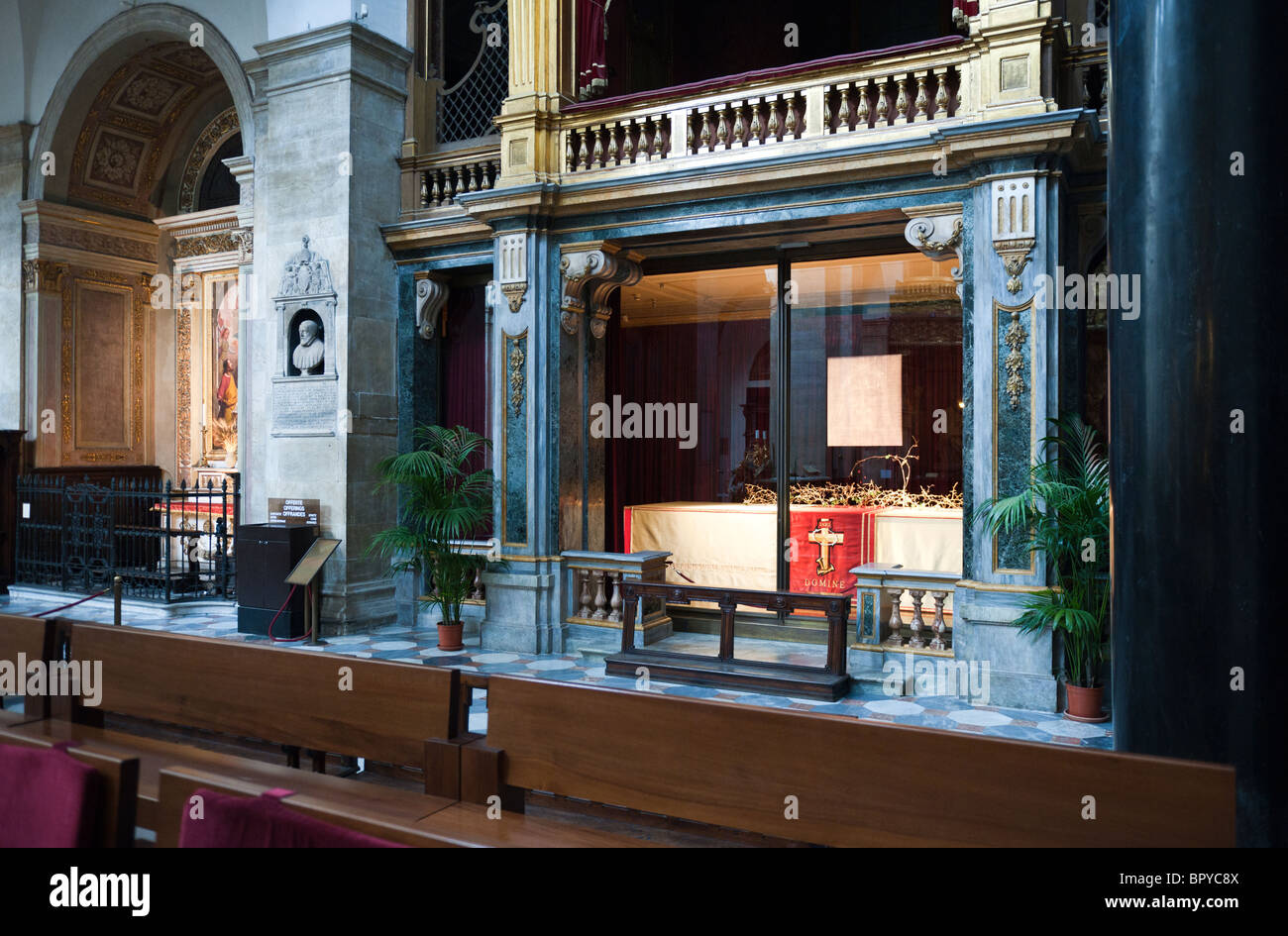 Italy,Turin, the Sindone chapel in the Cathedral Stock Photo - Alamy