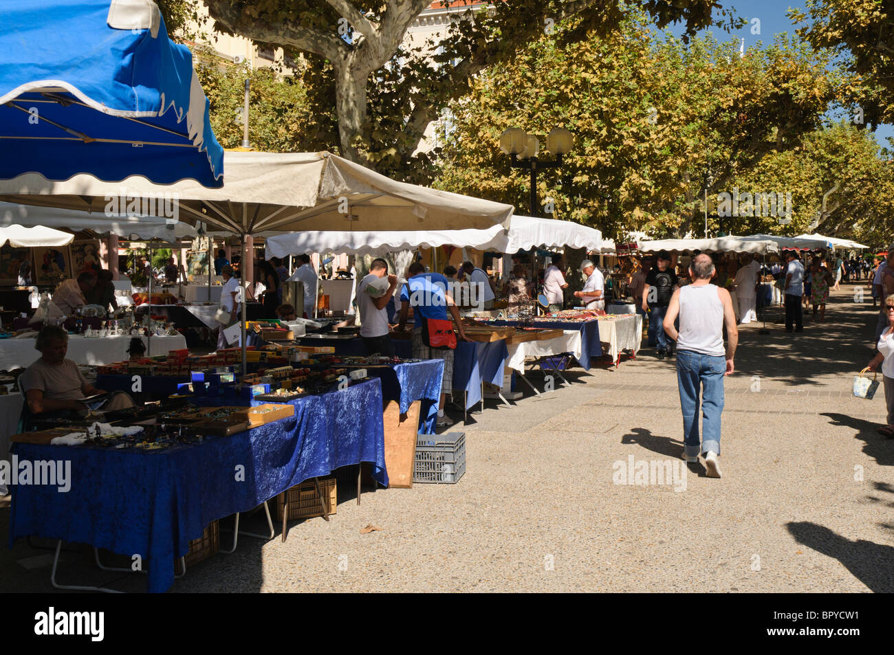 Cannes france market hi-res stock photography and images - Alamy