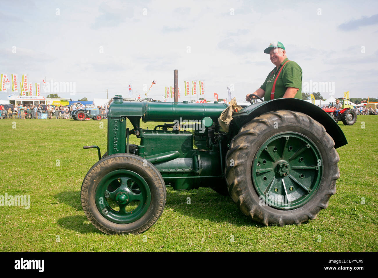 Fordson Model N vintage tractor Stock Photo - Alamy