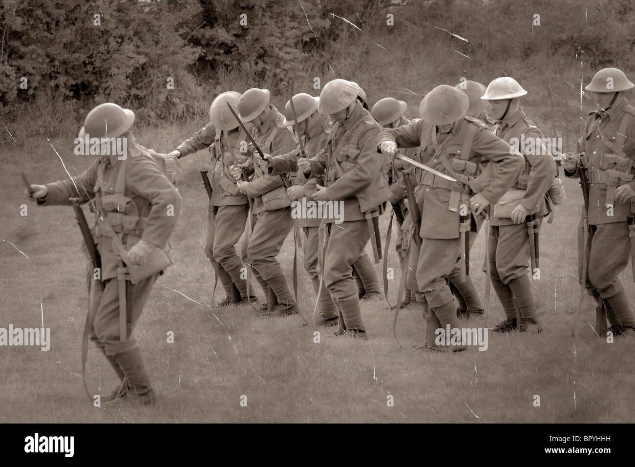 WW1 British Infantry soldiers at a training camp in 1917 Stock Photo ...