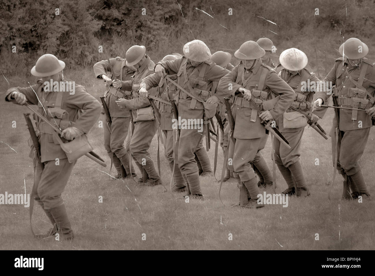 WW1 British Infantry soldiers at a training camp in 1917 Stock Photo ...
