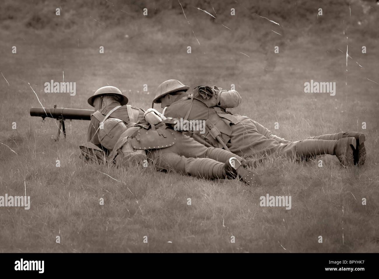 WW1 British Army Lewis Machine Gun team at a training camp 1917 Stock ...
