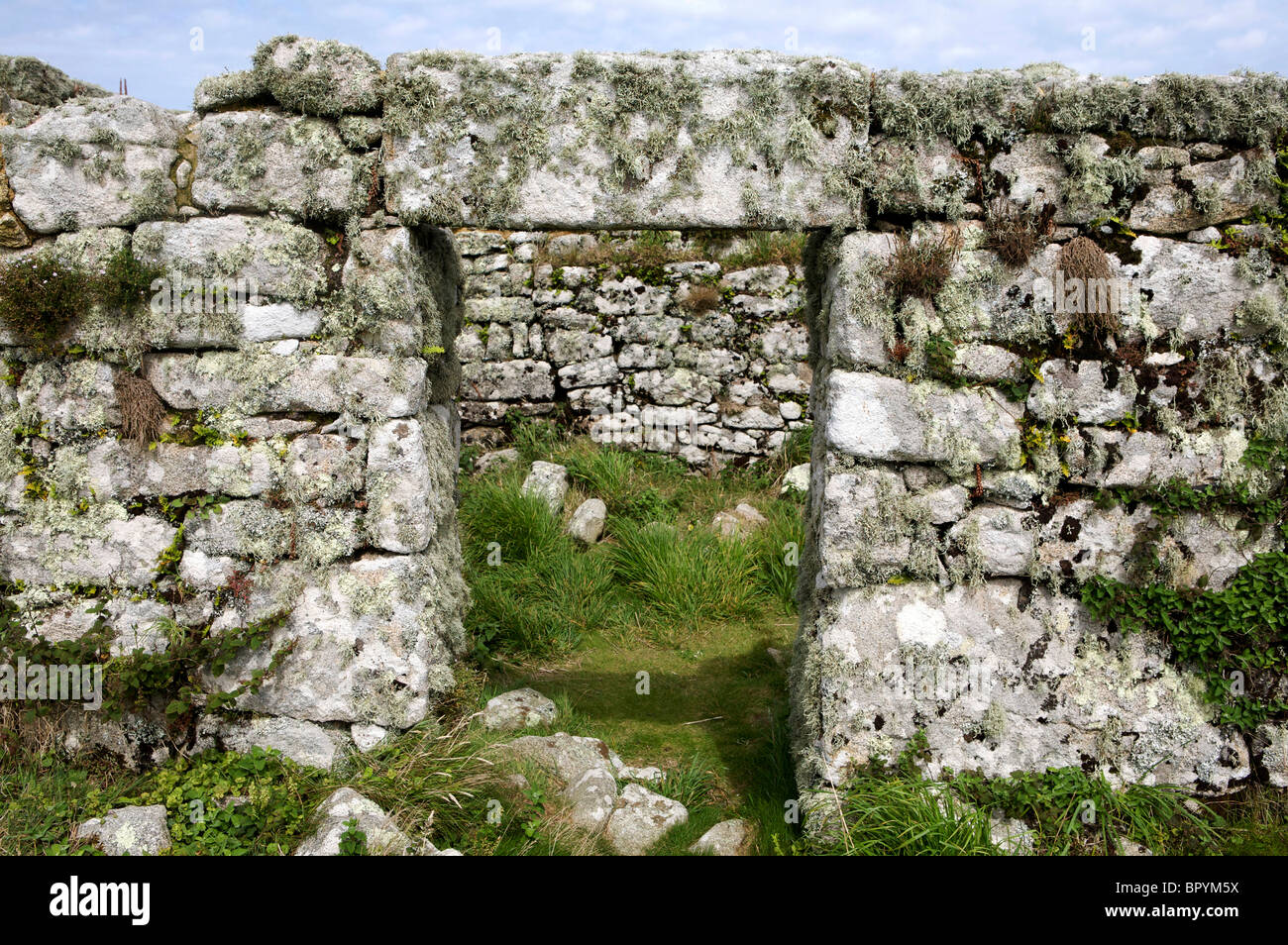 Deserted dwellingThe Uninhabited Isle of Samson the Isles of Scilly ...