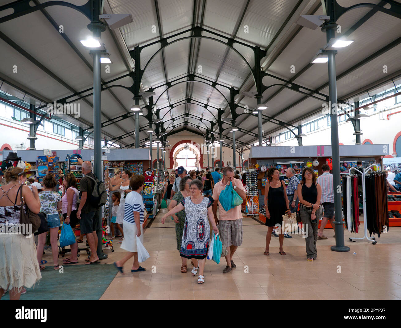 Loule market portugal hi-res stock photography and images - Alamy
