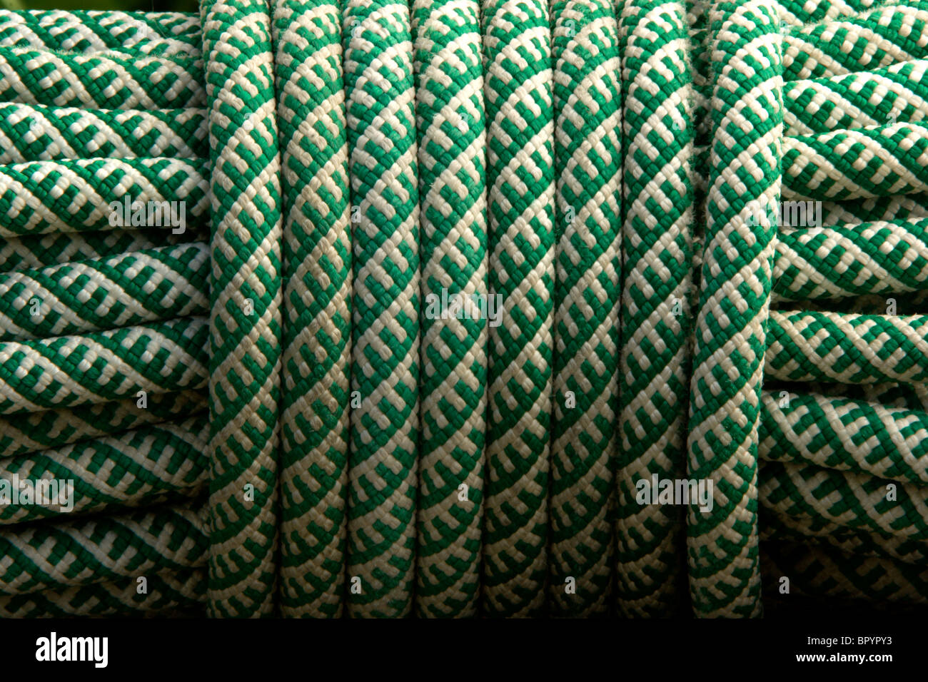 Detail of climbing rope Stock Photo - Alamy