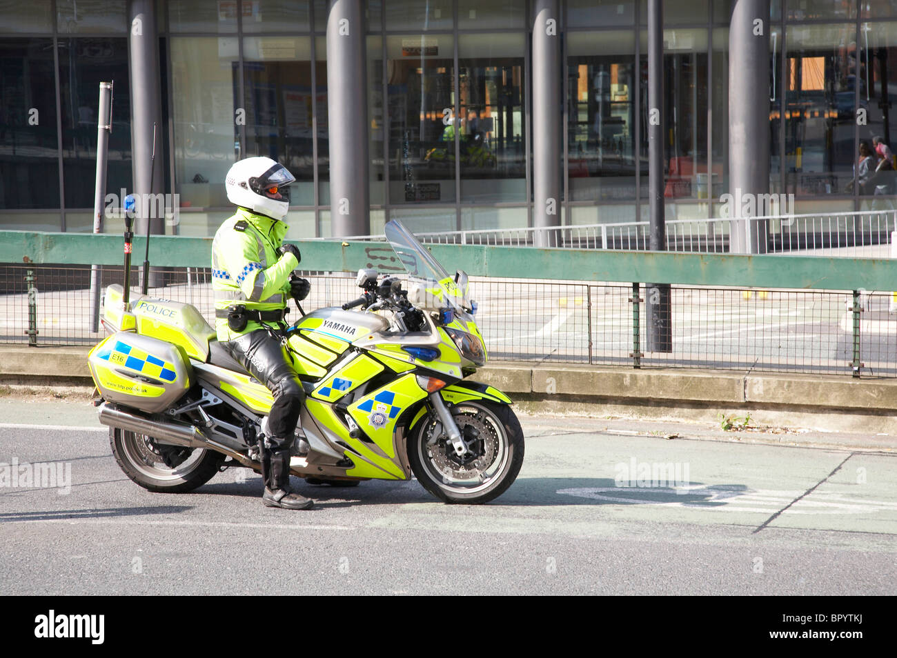 Police bike motorbike motorcycle hi-res stock photography and images ...