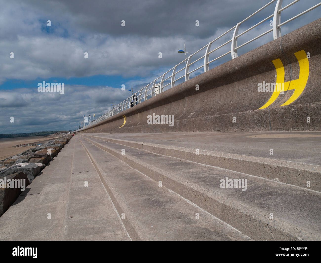 Sandfields port talbot hi-res stock photography and images - Alamy