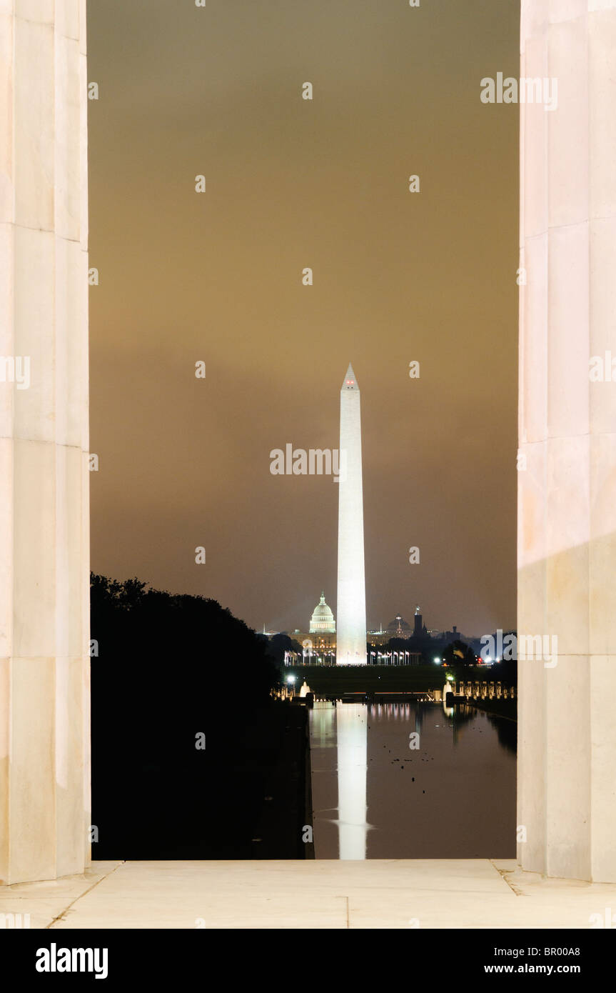 Washington dc nighttime landmarks hi-res stock photography and images ...