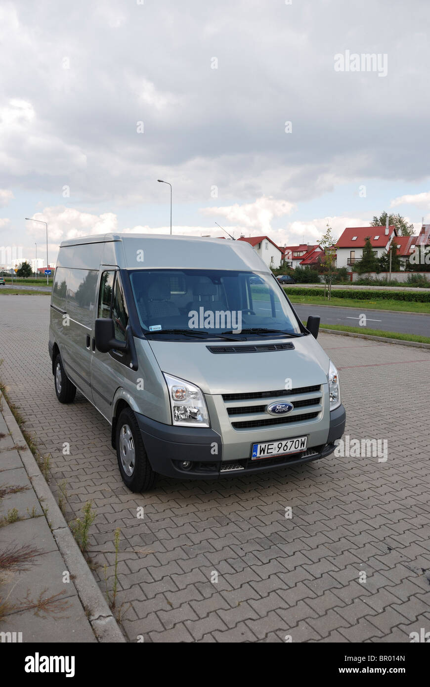 Ford Transit 2.4 TDCi AWD 140 T350 Trend panel van - Chill - MWB ...