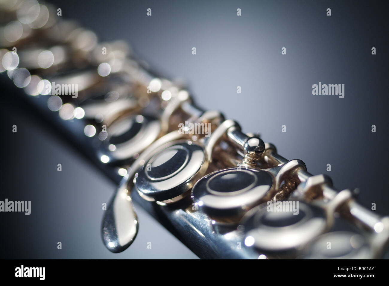 Gold flute hi-res stock photography and images - Alamy