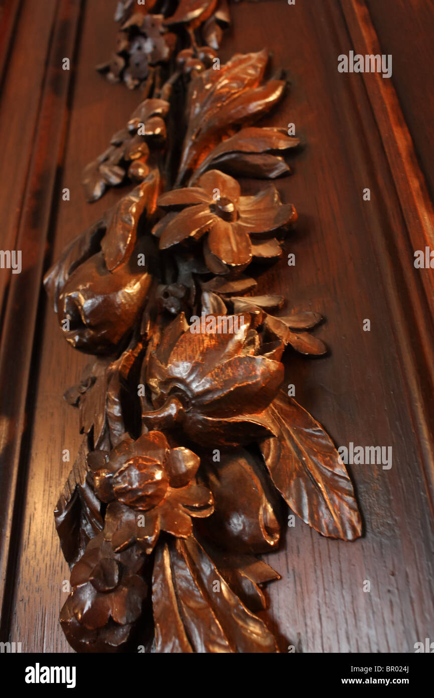 Oak panel hi-res stock photography and images - Alamy