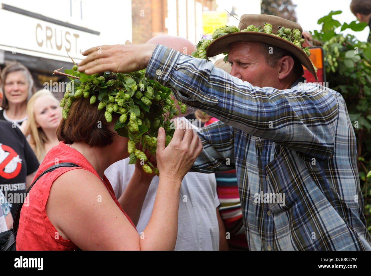 Selling hops hi-res stock photography and images - Alamy