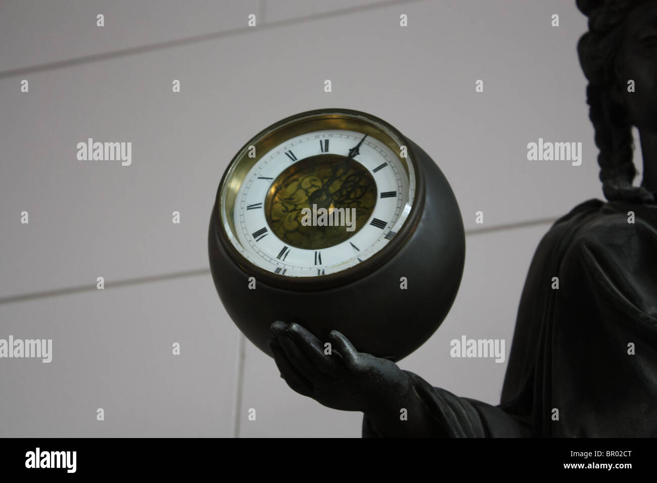 retro vintage clock Stock Photo - Alamy