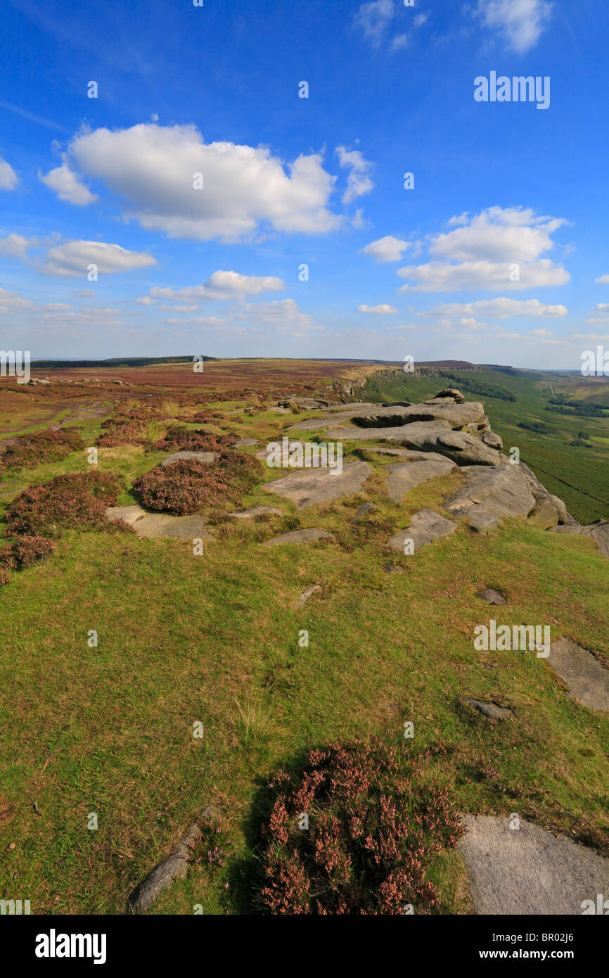Stanage Edge on the Yorkshire Derbyshire Border, Peak District National ...
