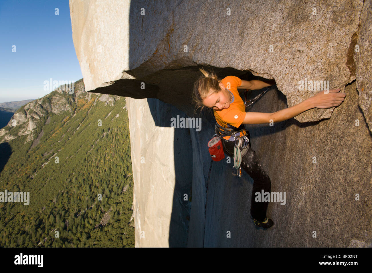 Female rock climber yosemite hi-res stock photography and images - Alamy