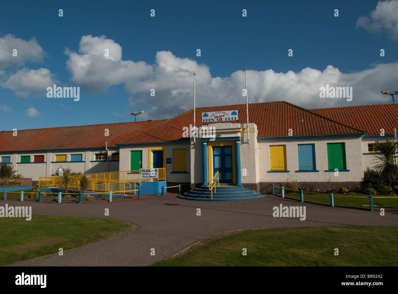 Stonehaven swimming pool hi-res stock photography and images - Alamy