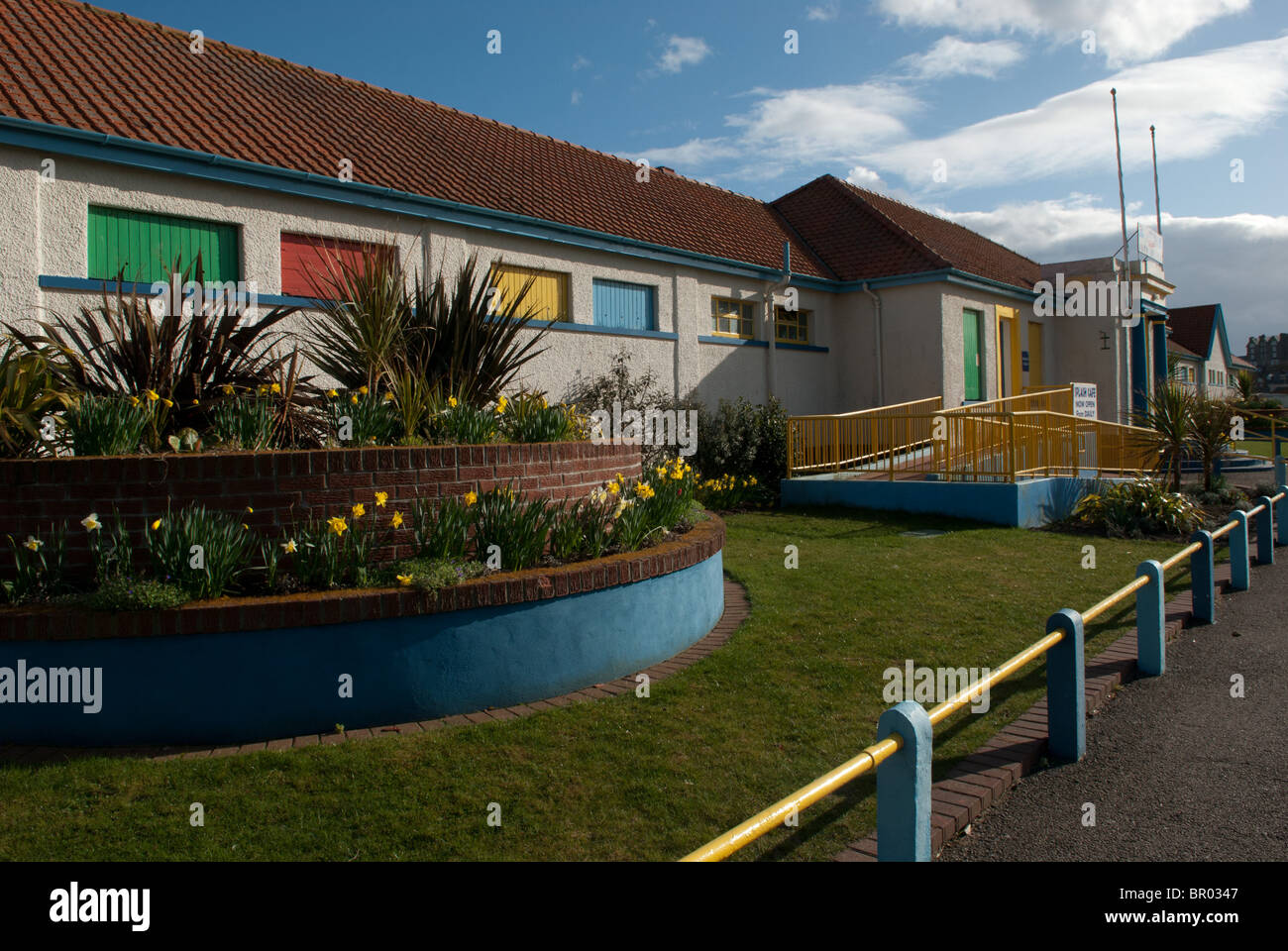 Stonehaven lido hi-res stock photography and images - Alamy