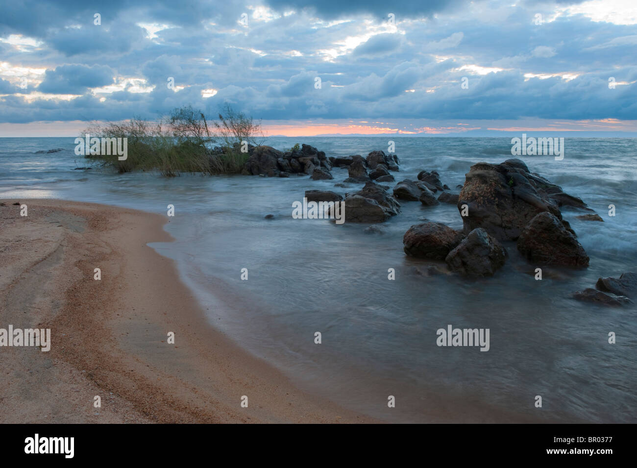 Beach on Lake Malawi, Nkhotakota, Malawi Stock Photo - Alamy
