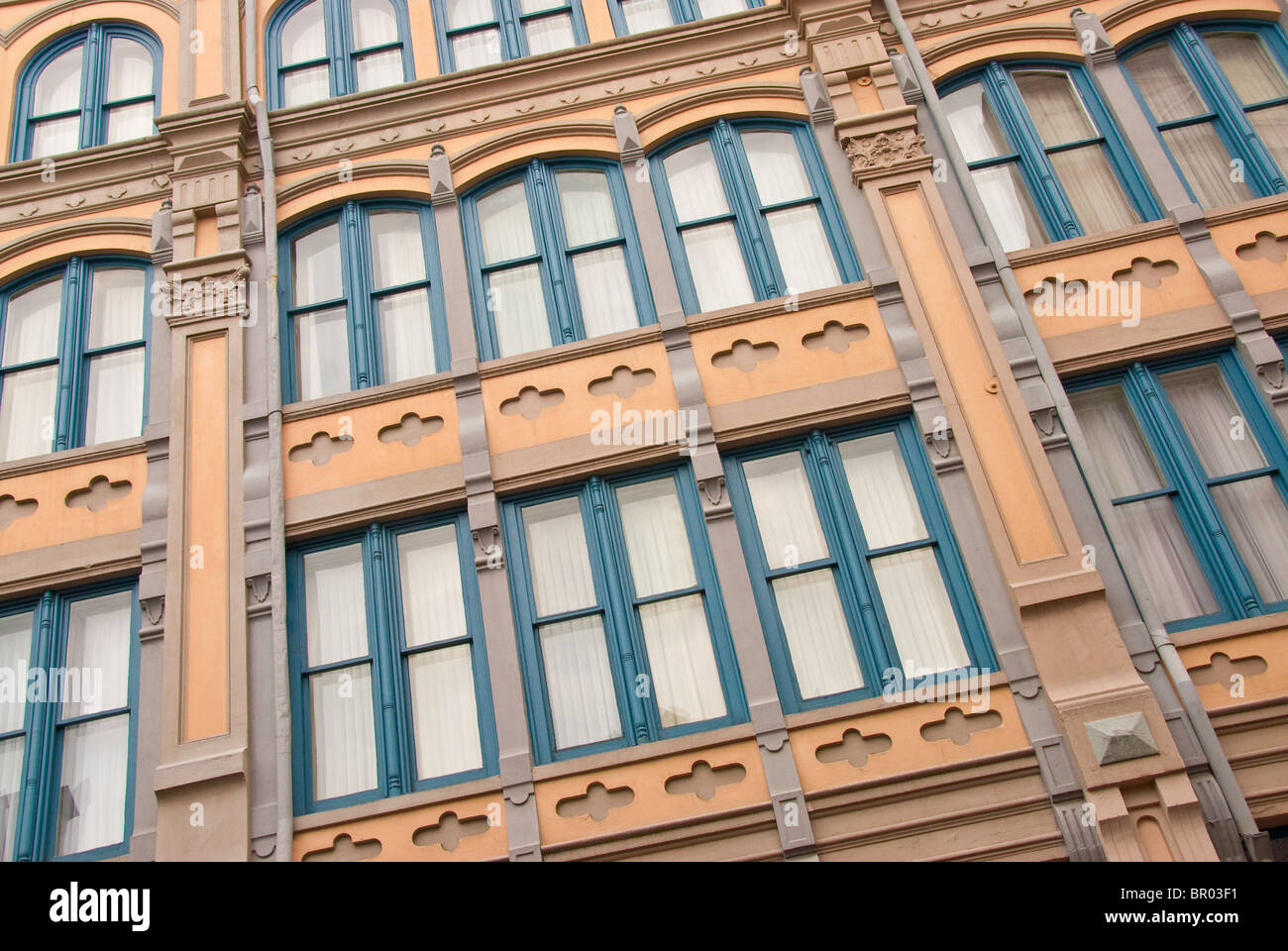 French chateau window hi-res stock photography and images - Alamy