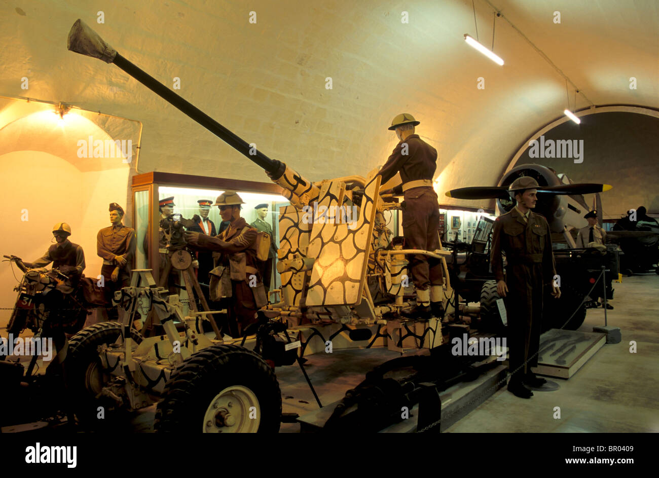 Malta, World War II armour employed in Malta during the war and ...