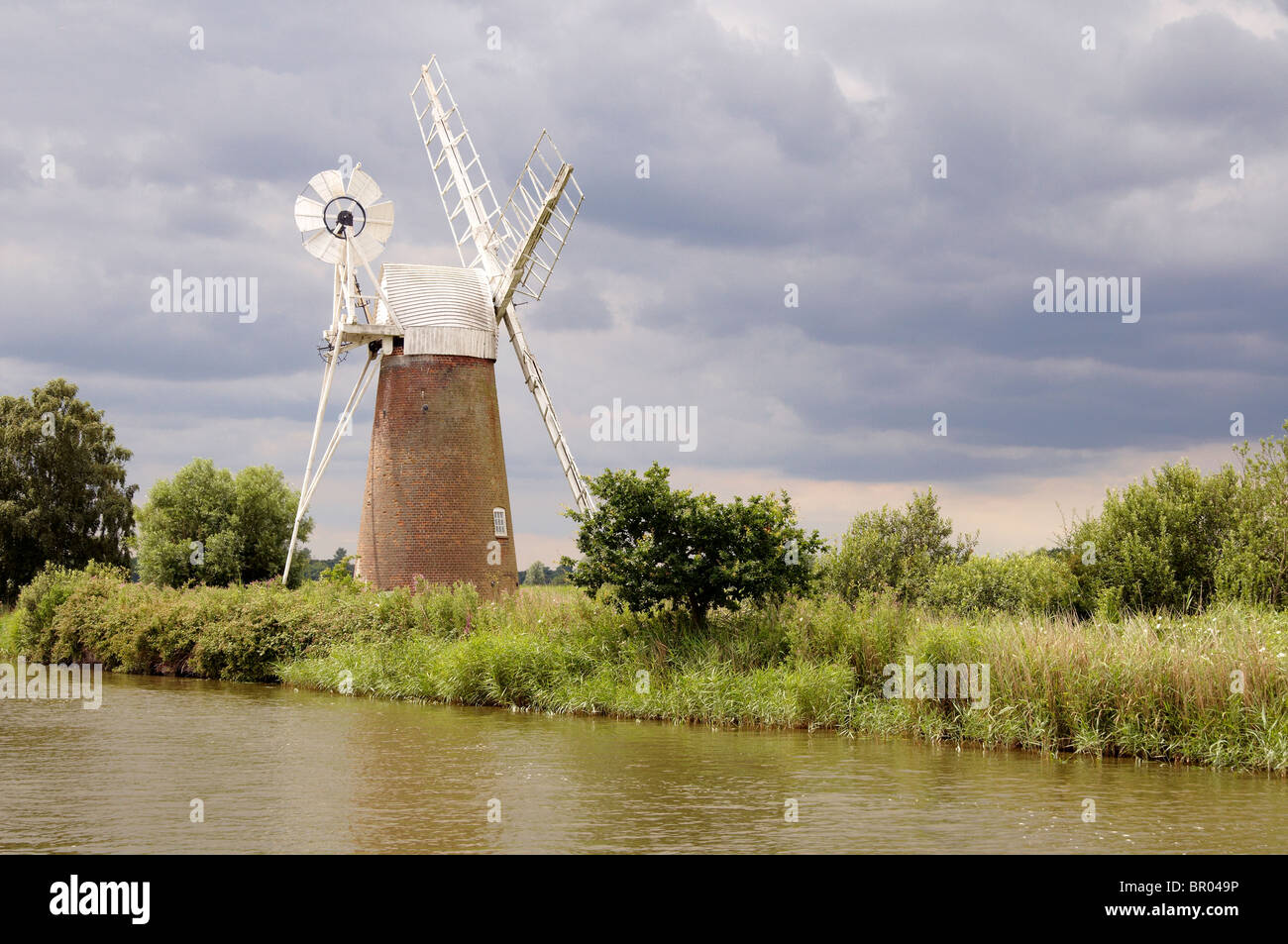 Fen drain hi-res stock photography and images - Alamy