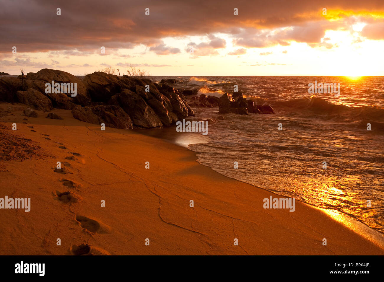 Beach on Lake Malawi, Nkhotakota, Malawi Stock Photo - Alamy