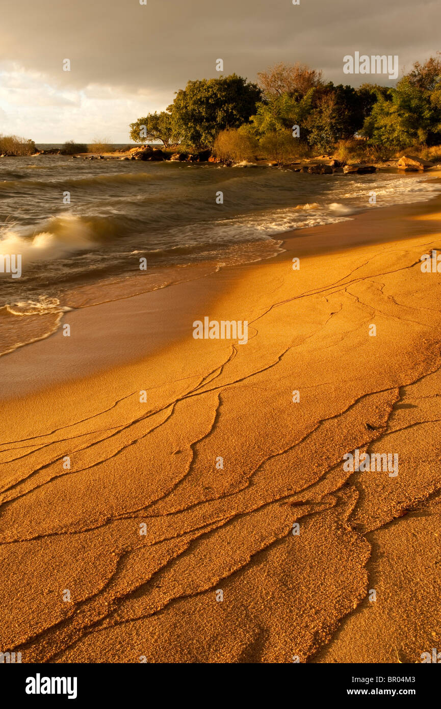 Beach on Lake Malawi, Nkhotakota, Malawi Stock Photo - Alamy