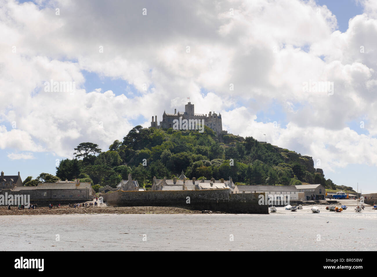 St michael's mount cornwall hi-res stock photography and images - Alamy
