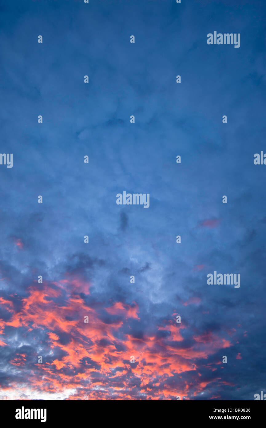 Dramatic evening hi-res stock photography and images - Alamy