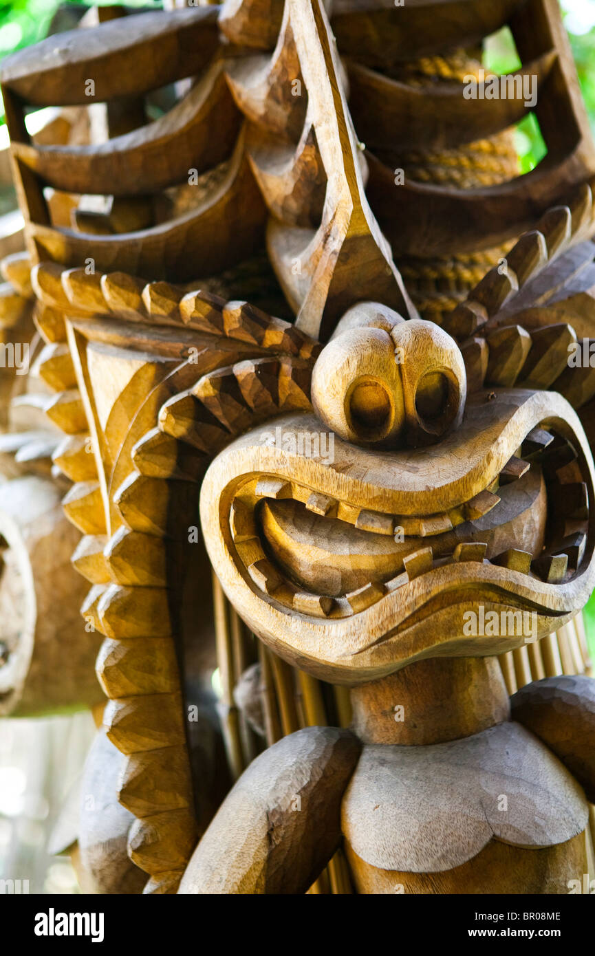 Tiki gods hi-res stock photography and images - Alamy