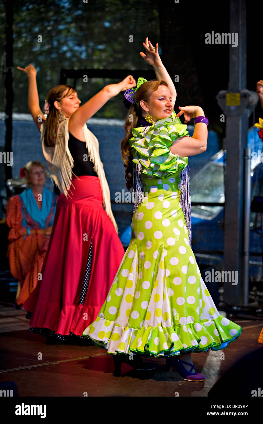 Flamenco singing dancing hi-res stock photography and images - Alamy