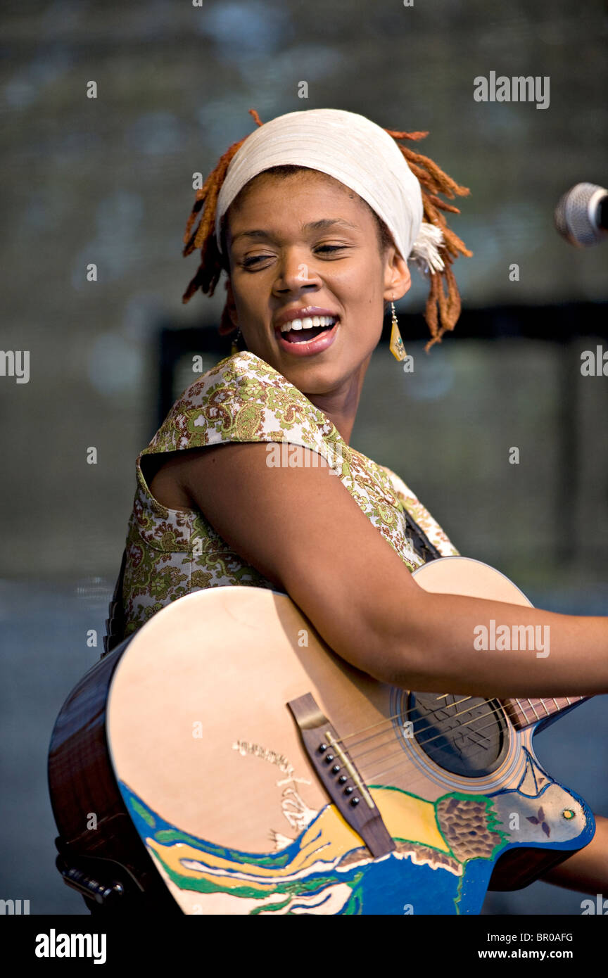 Happy jazz High Resolution Stock Photography and Images - Alamy