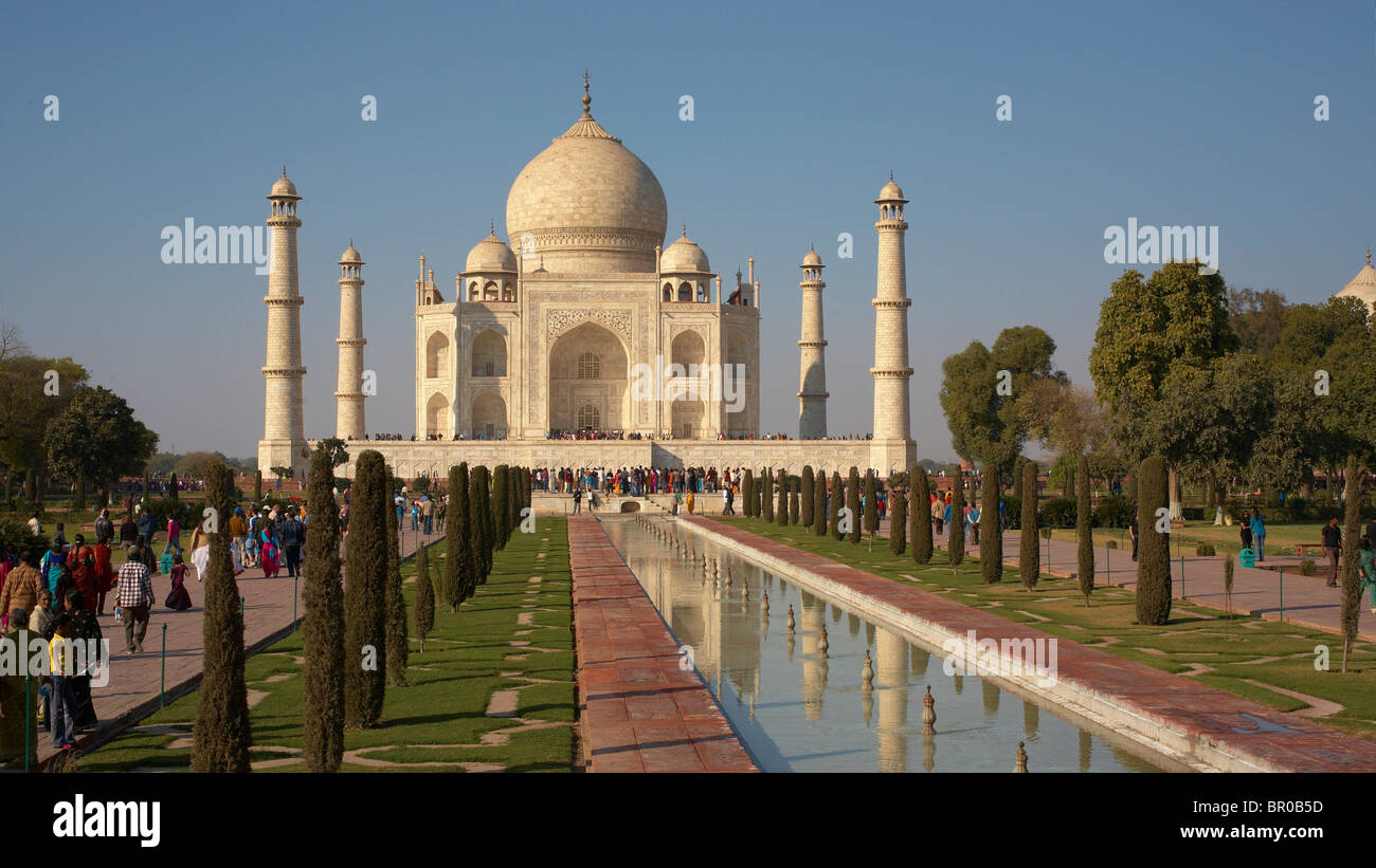 The most beautiful building in the world, the Taj Mahal, Agra Stock ...