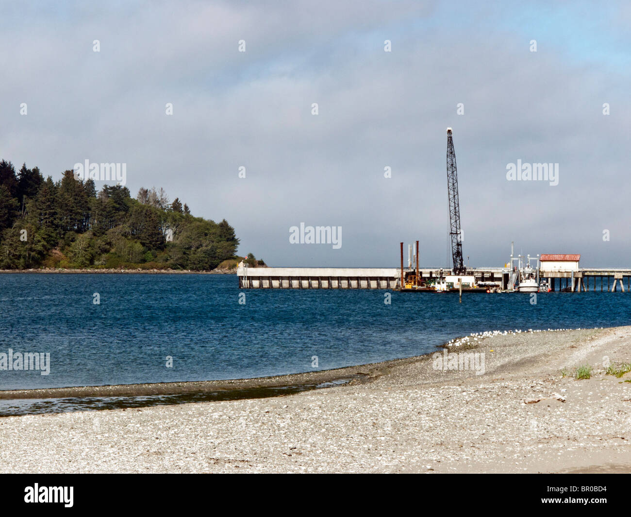 Dredging crane hi-res stock photography and images - Alamy