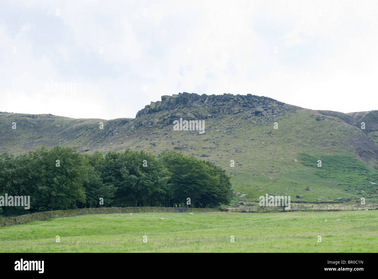 Wimbery Rocks also known as Indians Head Stock Photo - Alamy