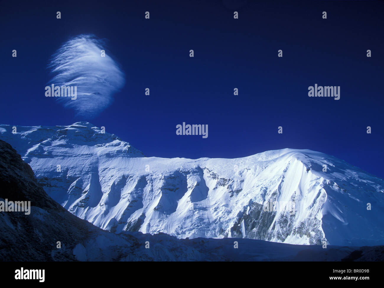 Round Mountain High Resolution Stock Photography and Images - Alamy