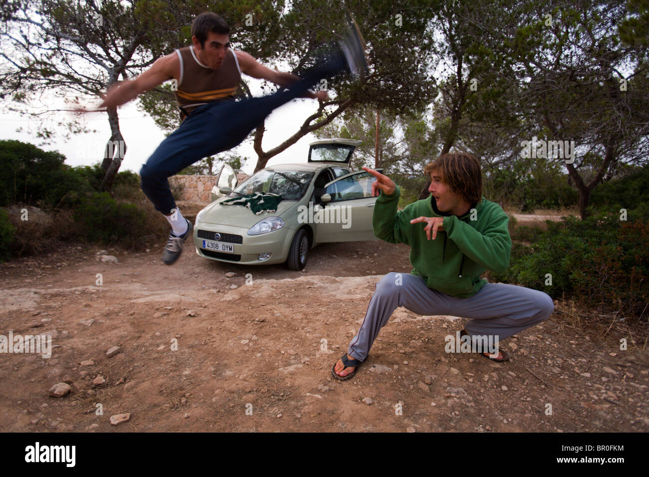 Extreme fighting hi-res stock photography and images - Alamy