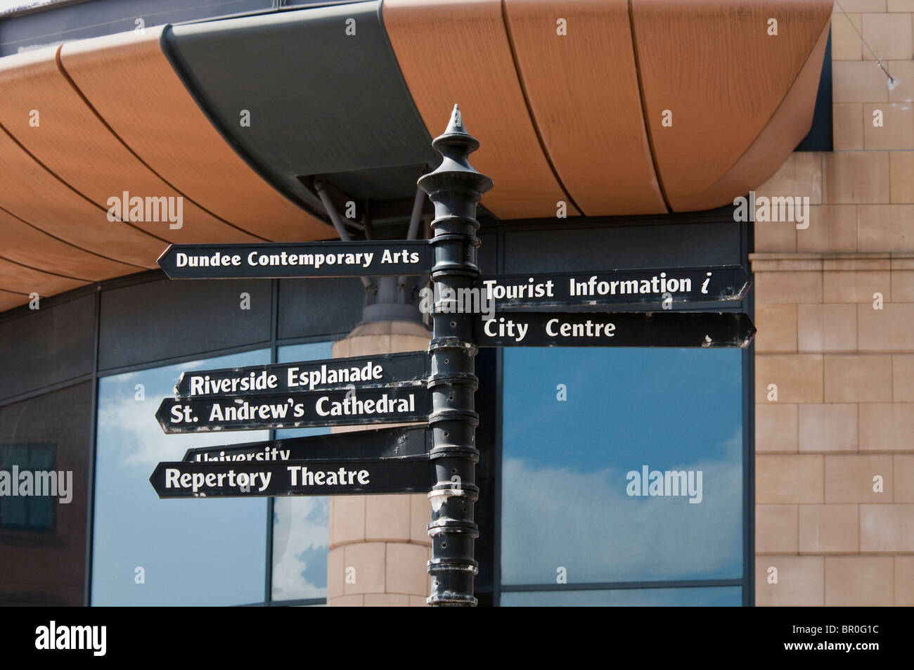 City centre pedestrian amenities signpost, Dundee, Scotland Stock Photo ...