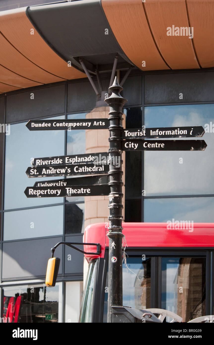City centre pedestrian amenities signpost, Dundee, Scotland Stock Photo ...