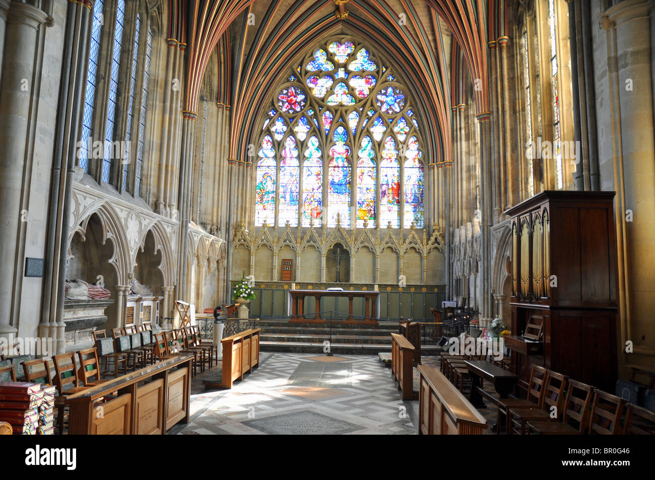 Interior of exeter cathedral hi-res stock photography and images - Alamy